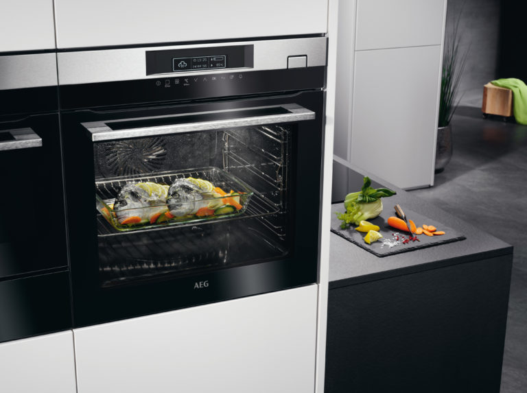 Backofen Mit Mikrowelle Und Dampfgarer