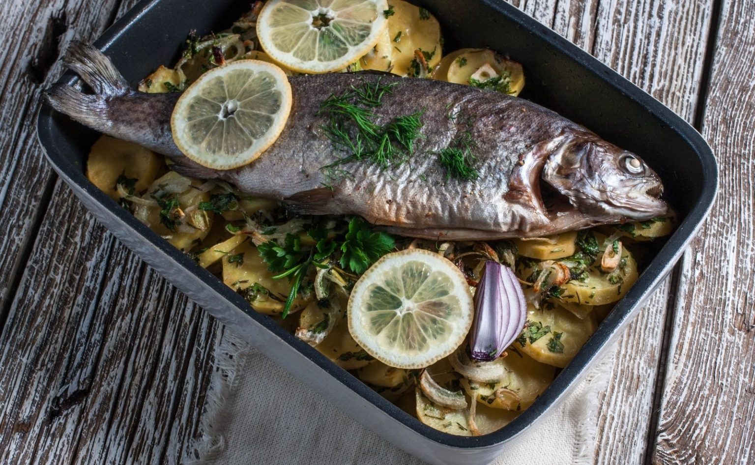 Fisch Im Backofen Mit Kartoffeln Rezept Zutaten Zubereitung